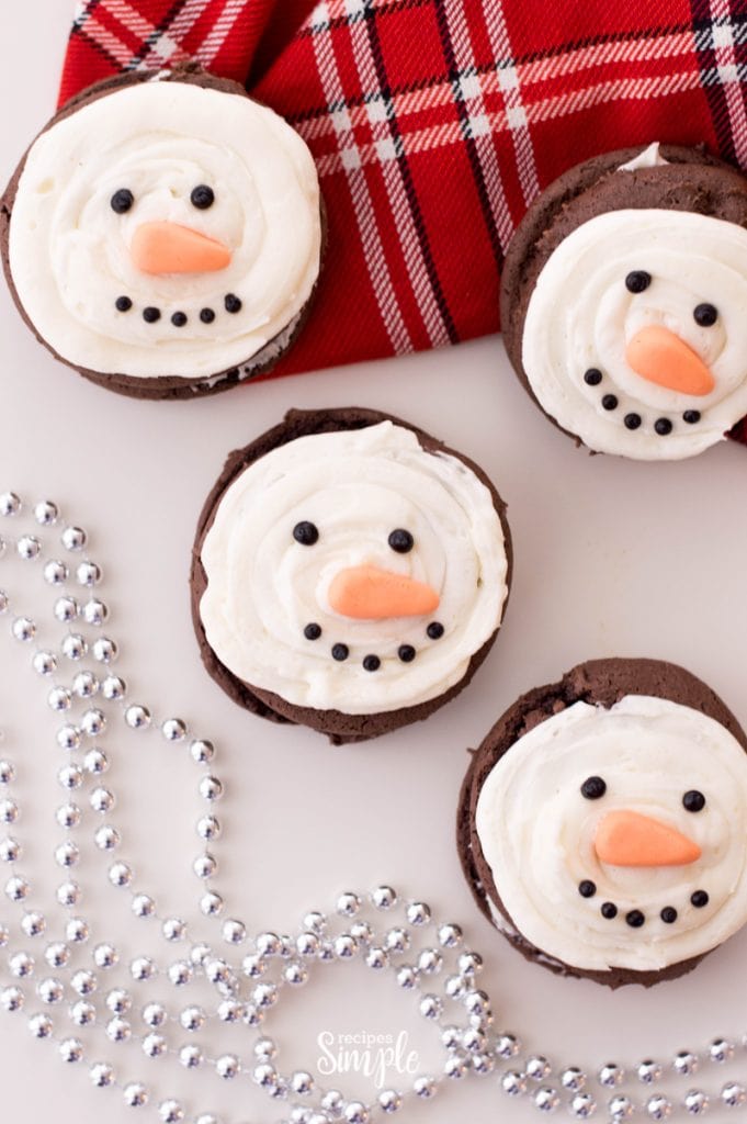 Snowman Christmas Whoopie Pies - Recipes Simple