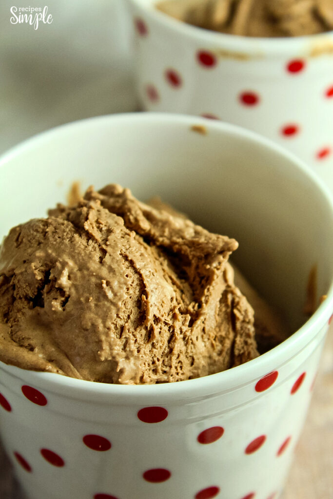 No Churn Chocolate Ice Cream - Recipes Simple