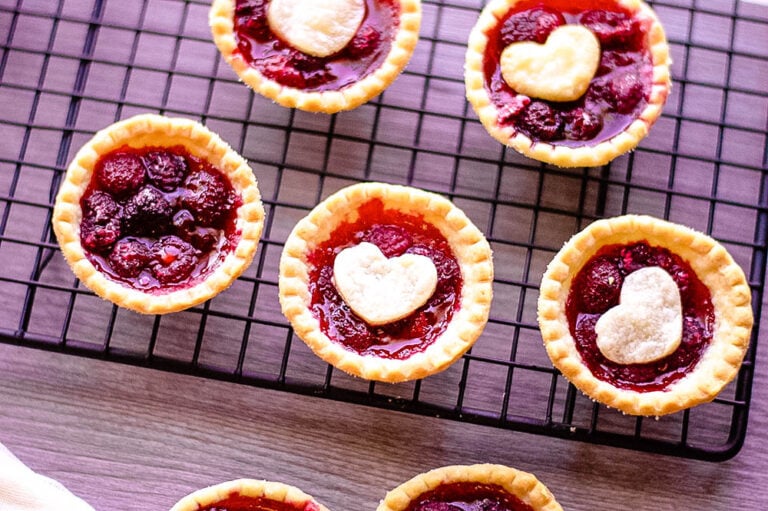 Mini Raspberry Tarts Recipe - Recipes Simple