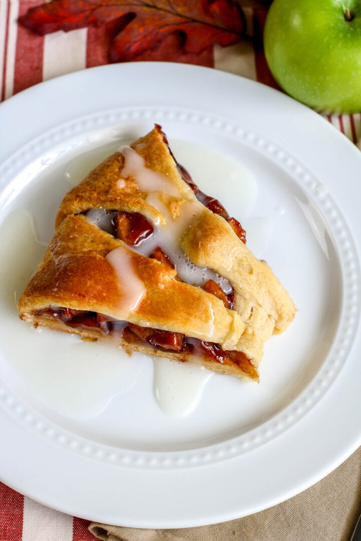 Apple Pie Crescent Ring - Recipes Simple