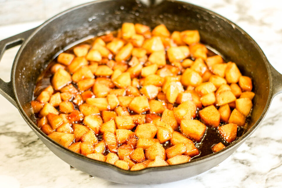 Apple Pie Crescent Ring - Recipes Simple