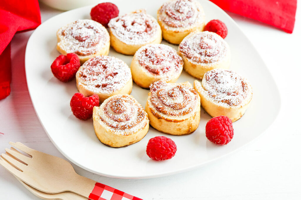 Raspberry Pinwheels - Recipes Simple