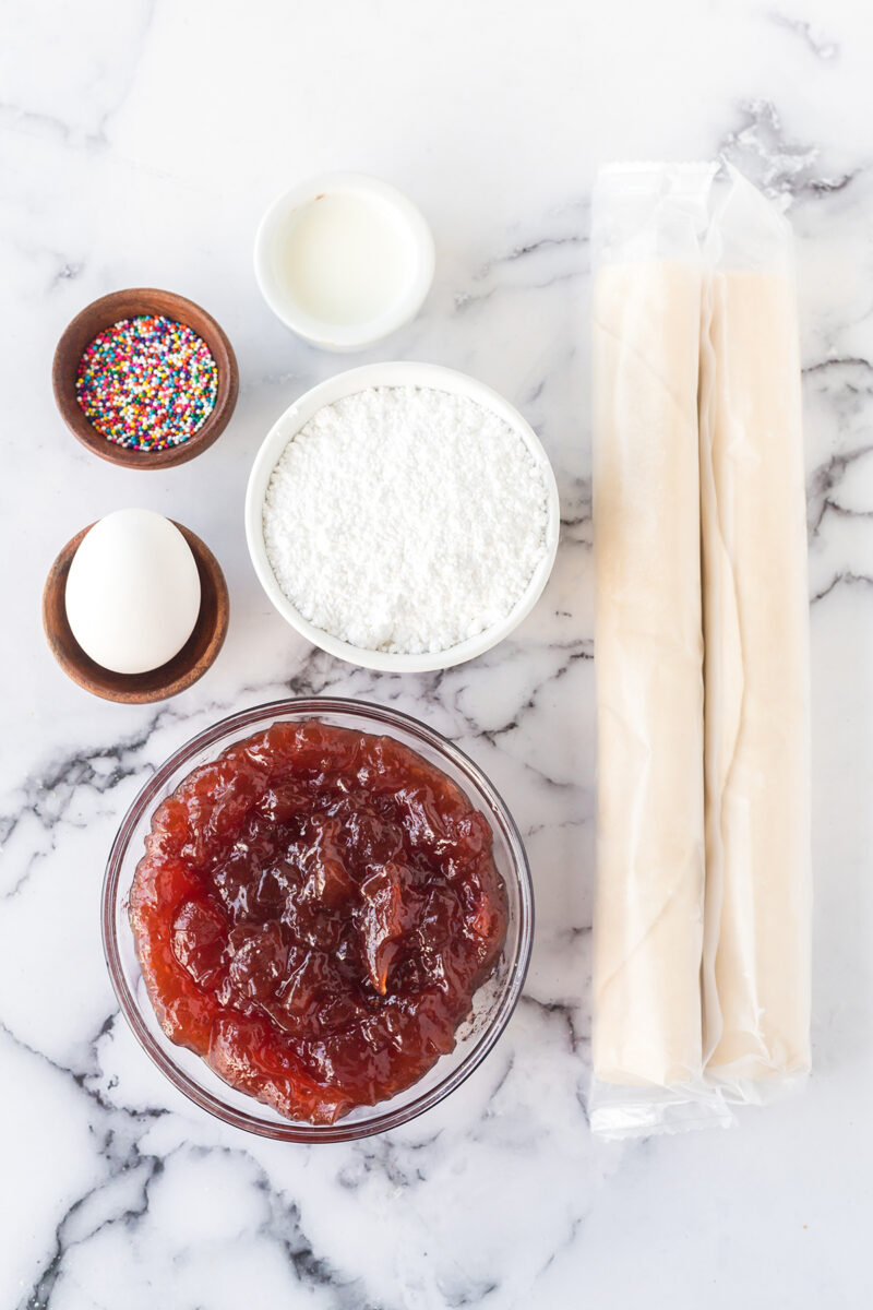 Homemade Strawberry Giant Pop Tart - Recipes Simple