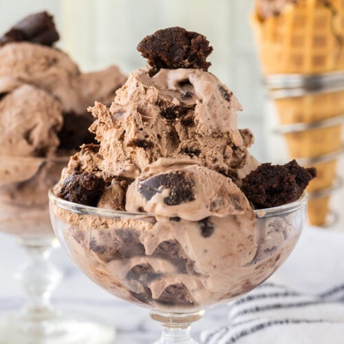 Chocolate brownie ice cream store