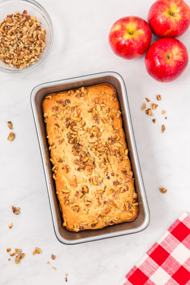 Apple Walnut Bread - Recipes Simple