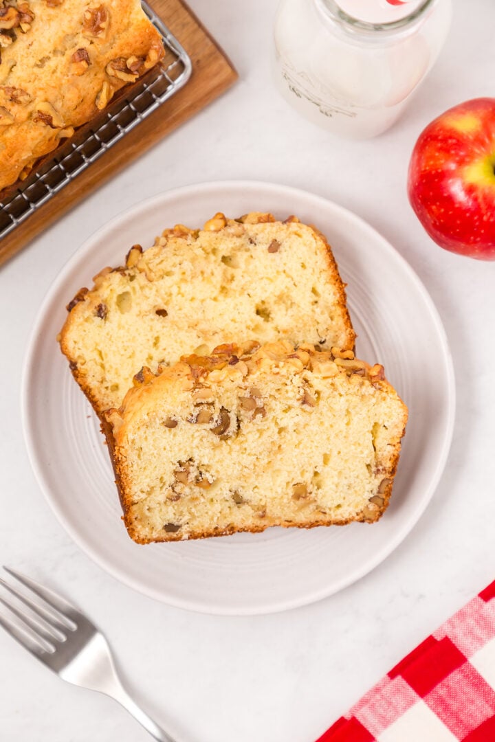 Apple Walnut Bread - Recipes Simple