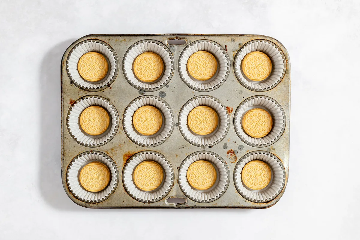 Mini Pumpkin Pies Recipe (With Oreo Crust) - Recipes Simple