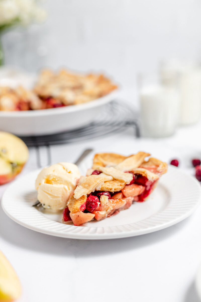 Cranberry Apple Pie - Recipes Simple