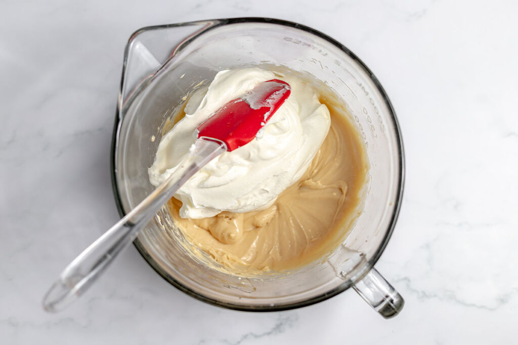 No-Bake Caramel Pie - Recipes Simple