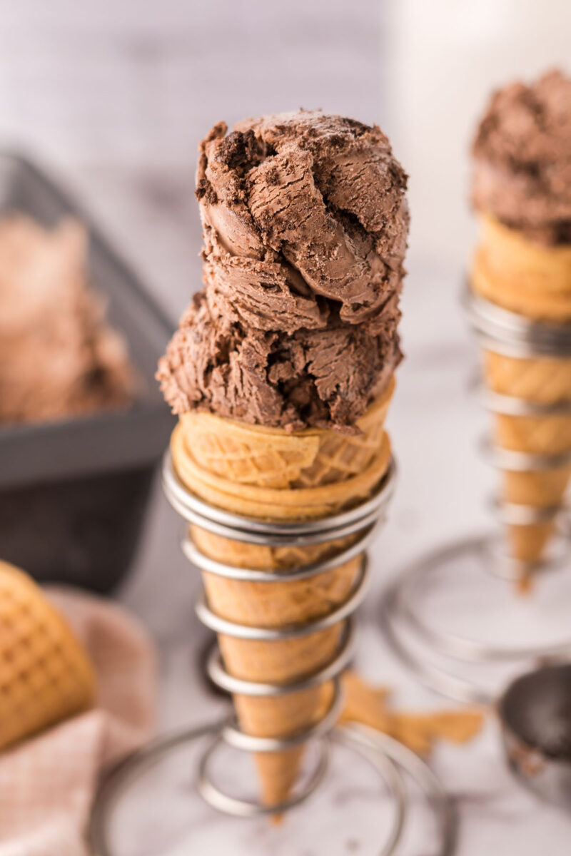Chocolate Thin Mint Ice Cream - Recipes Simple