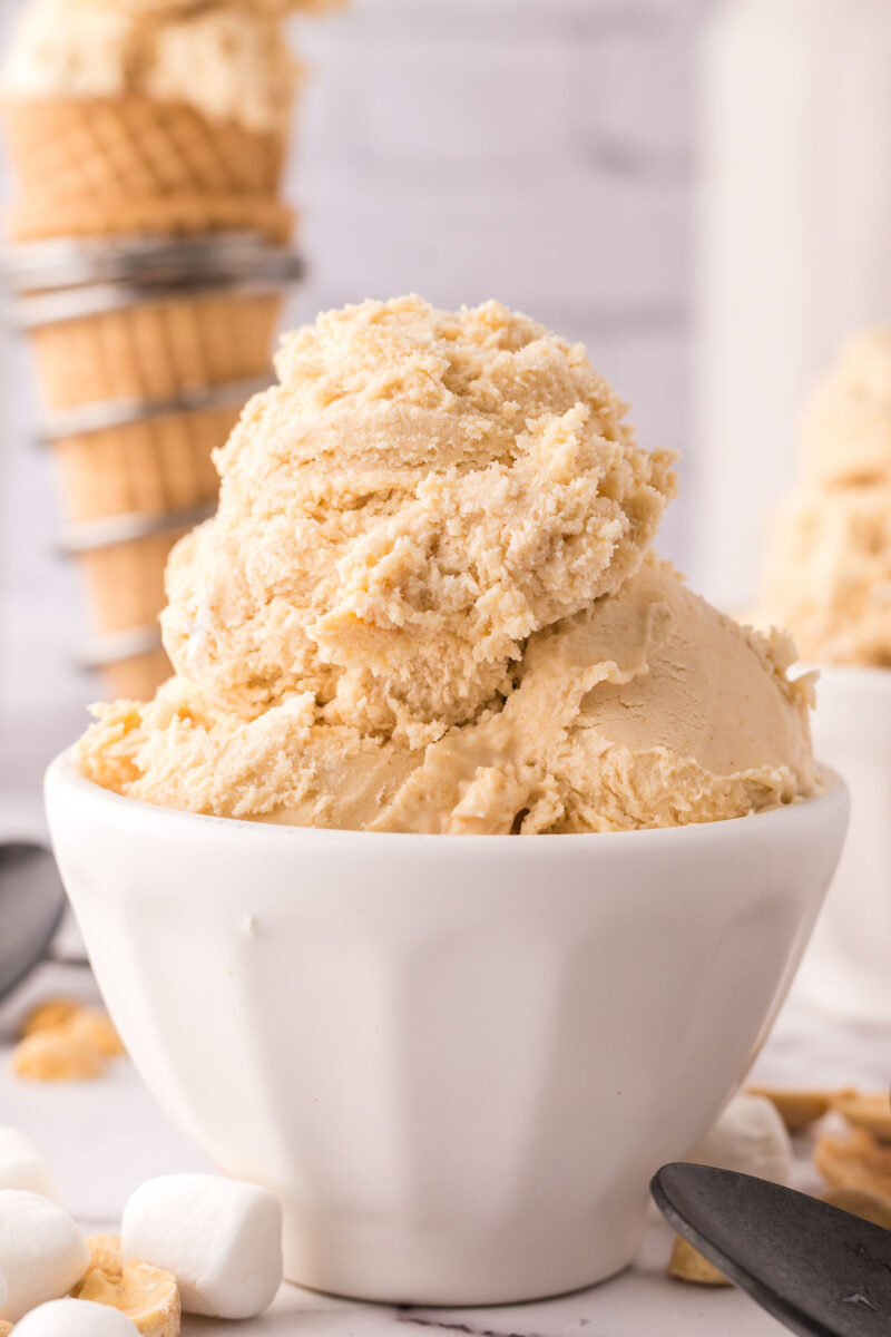 Fluffernutter ice cream - Recipes Simple